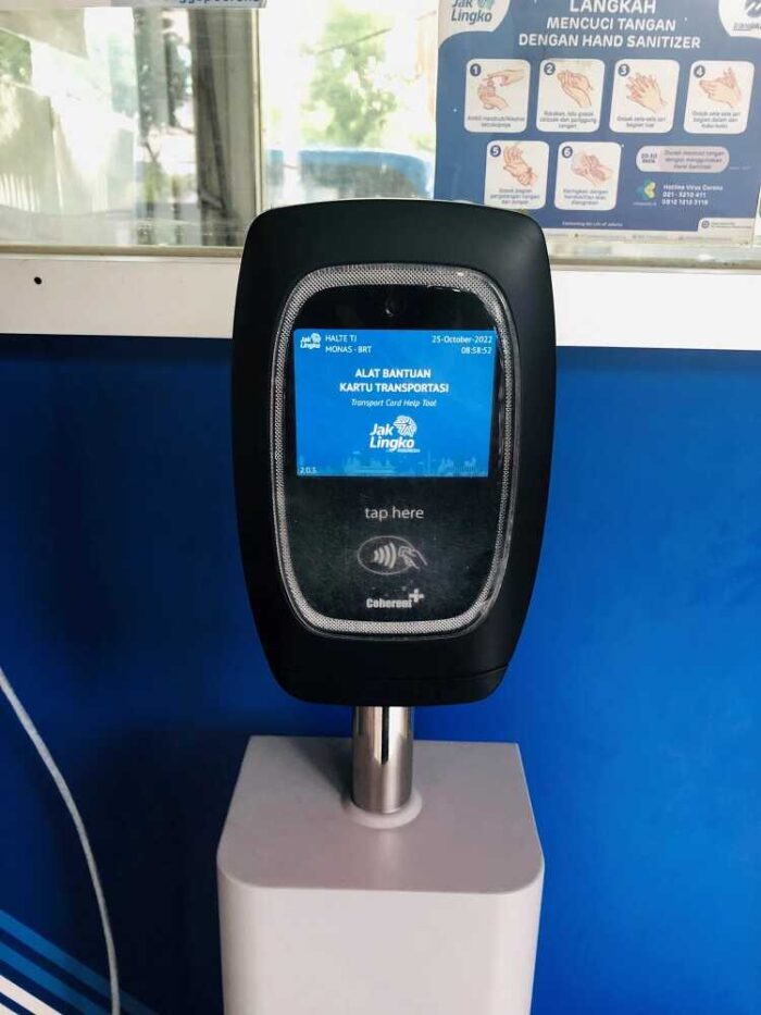 【JakLingko】電子マネーカードのアクティブ化とアプリとの連動方法 | Lili's Indonesia Life